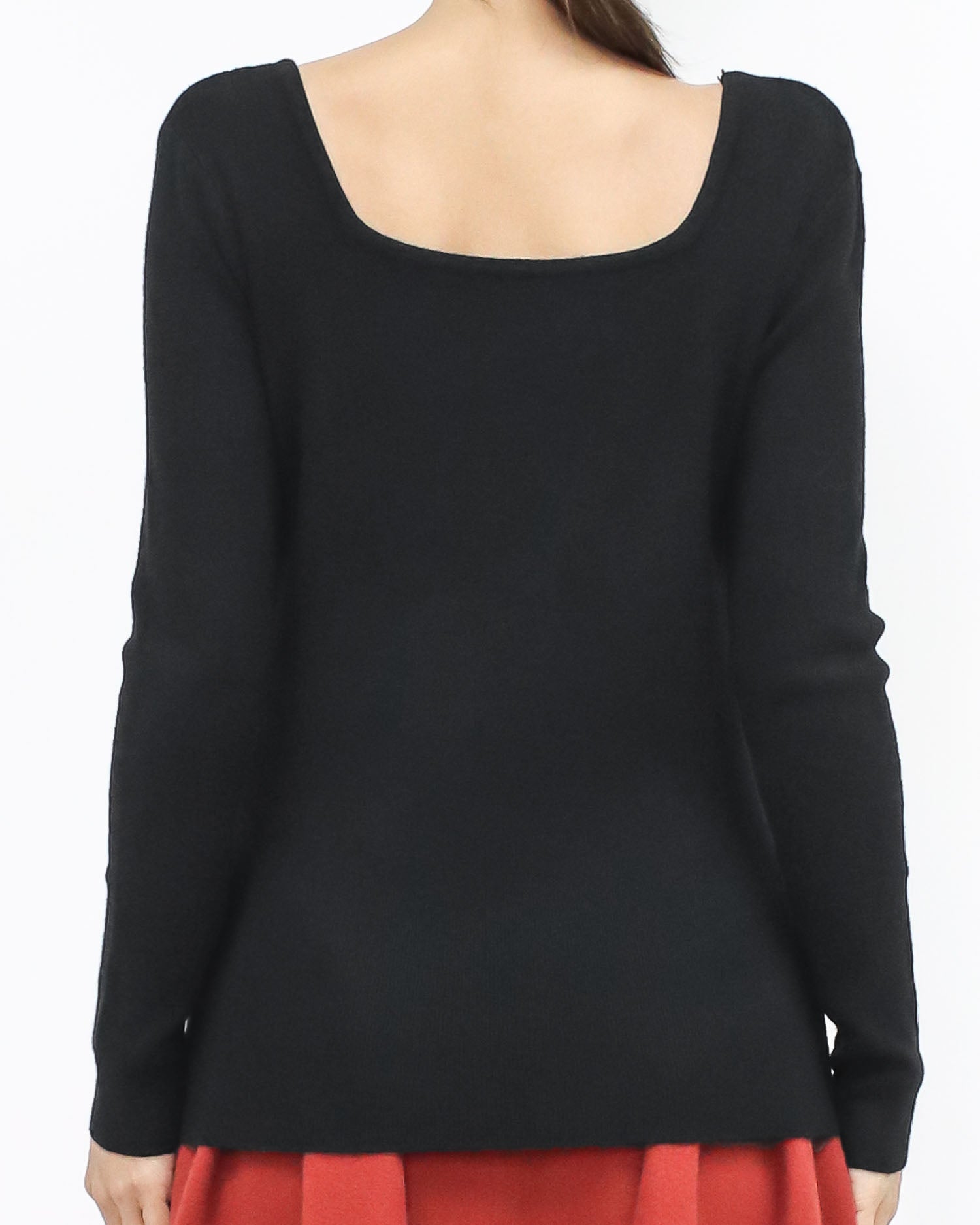 black basic U neck knitted top – STYLEGAL